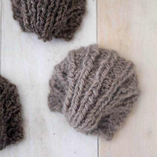 Ravelry: Flat Knit Decorative Seashell pattern by Gina Michele