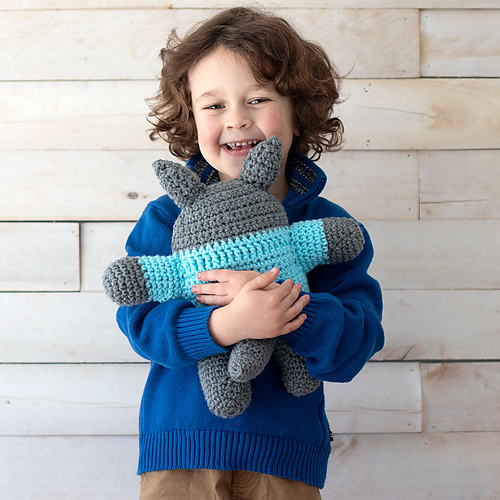 Ravelry: Easy Plush Cat pattern by Gina Michele