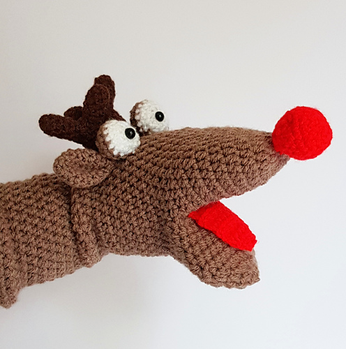Ravelry: Reindeer Hand Puppet pattern by Donna Wilkins