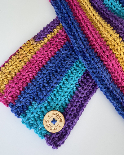 Ravelry: Mon Scarf pattern by Karen Tate