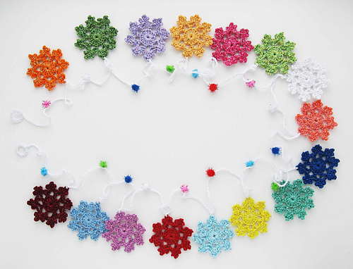 Ravelry: crochetgiftsshop's Little Christmas Doodad (Garland)