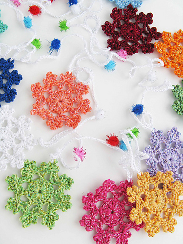 Ravelry: crochetgiftsshop's Little Christmas Doodad (Garland)
