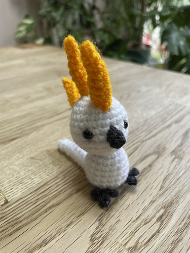 Ravelry: Cockatoo pattern by Sarah Abbondio