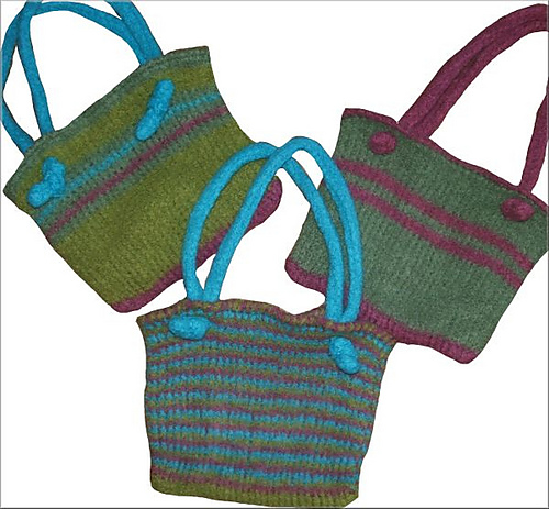 Ravelry: Easy Felted Bag pattern by Kim Guzman