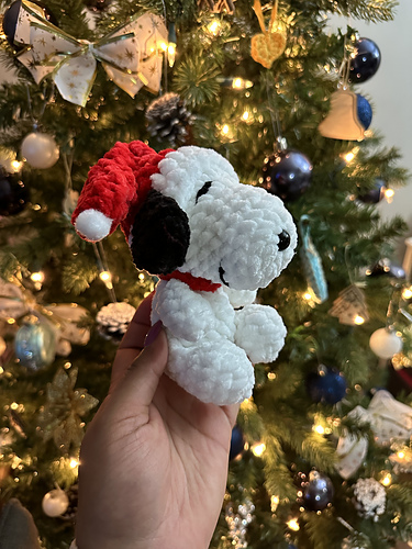 Ravelry: Snoopy keychain pattern by Crochet & Résine par Maria