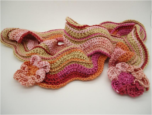 Ravelry: Ripple Scarf pattern by sabina