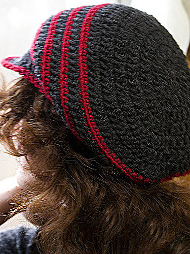 Ravelry: the Applejack cap pattern by Laura Killoran