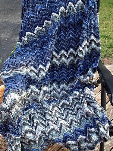 Ravelry: Chevron Stripes pattern by Christina Consiglio