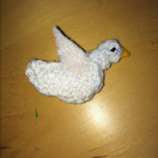 Ravelry: Mini Dilly the Xmas dove pattern by Crisp Knit