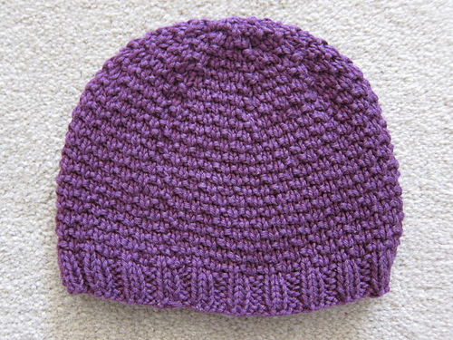 Ravelry: Reversible Sand Stitch Hat pattern by Auntie 'tine
