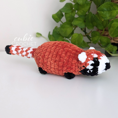 Ravelry: Raccoon and Red Panda pattern by Jessica Wilson