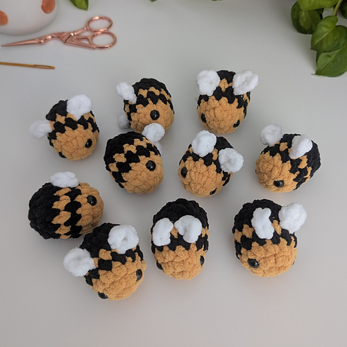 Ravelry: Tiny Bee pattern by Jessica Wilson