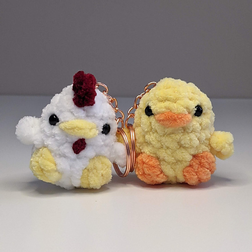 Ravelry: Bird Keychains pattern by Jessica Wilson