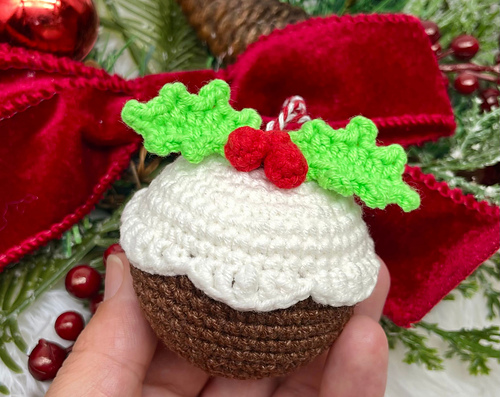 Ravelry: Christmas Pudding Decoration pattern by Cuddly Stitches Craft