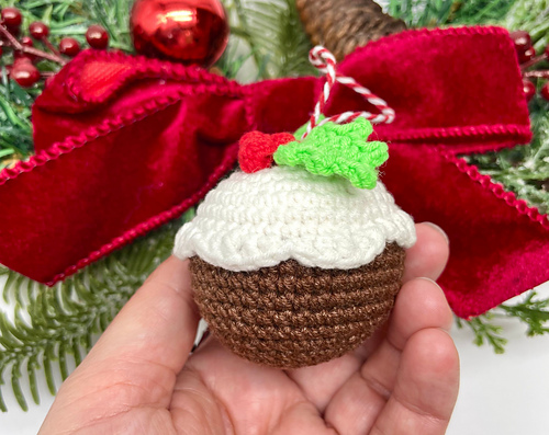 Ravelry: Christmas Pudding Decoration pattern by Cuddly Stitches Craft