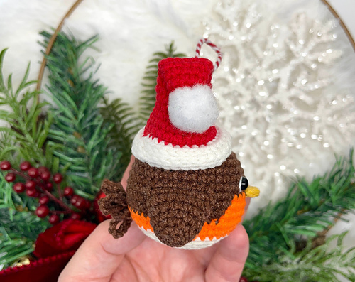 Ravelry: Robin Ornament pattern by Cuddly Stitches Craft