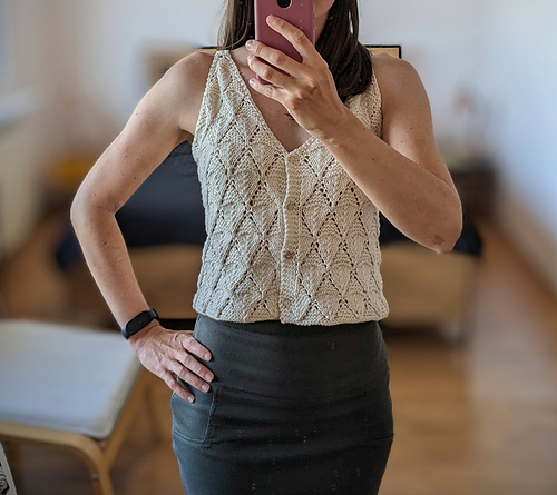 Ravelry: 240-7 Dazzling Diamonds Vest pattern by DROPS design