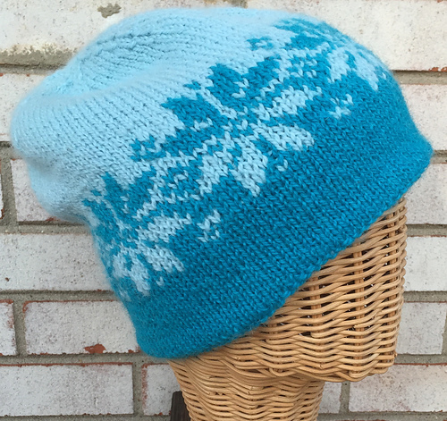 Ravelry: Snowdrift Hat pattern by Caroline Hockenberry