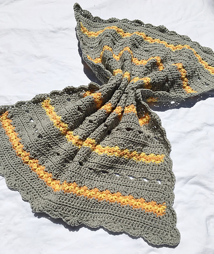 Ravelry: Sunshine After the Storm Baby Blanket pattern by Daisy Pike