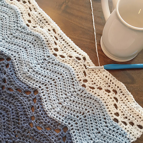 Ravelry: Dreamsicle Baby Blanket pattern by Daisy Pike