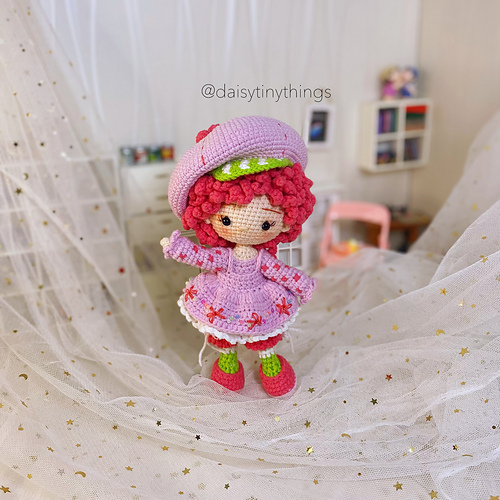 Ravelry: Raspberry Tart pattern by Daisytinythings
