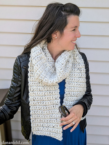 Ravelry: Absolute Beginner Single Crochet Scarf pattern by Dana Nield