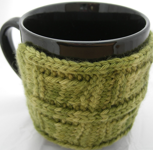 Ravelry: Adjustable Coffee Mug Wrap pattern by DaniDo Crafty