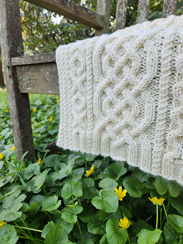 Ravelry: Magnolia Blanket pattern by Danielle Chalson