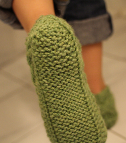 Ravelry: Pantoufle semelle double-face pour enfant pattern by Isabelle ...