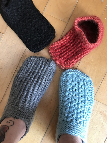 Ravelry: Mamie's slippers/ Les pantoufles de Mamie pattern by Isabelle ...