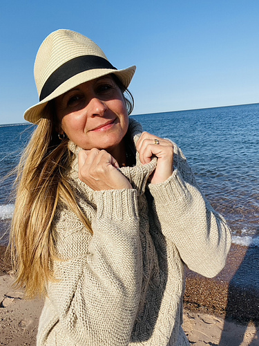 Ravelry: Anne pattern by Isabelle Racette