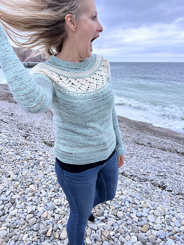 Ravelry: Alice pattern by Isabelle Racette