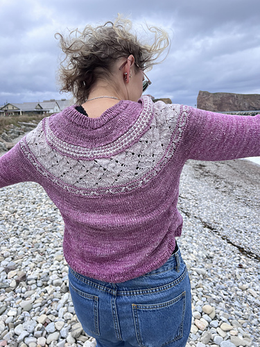 Ravelry: Alice pattern by Isabelle Racette