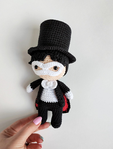 Ravelry: Tuxedo Mask pattern by Tatyana Leonidovna
