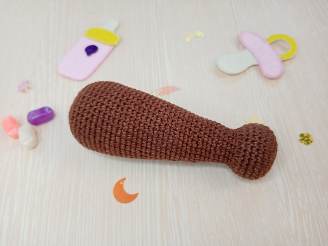 Ravelry: Rattle Baseball bat pattern by Daria Sozonova