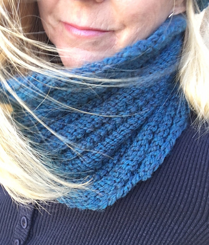 Ravelry: One Row Cowl pattern by Dayna Scoles