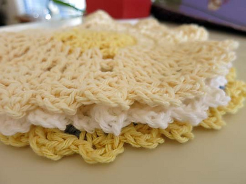 Ravelry: Wedgy-Edgy Dishcloth pattern by Kathy North