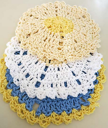 Ravelry: Wedgy-Edgy Dishcloth pattern by Kathy North