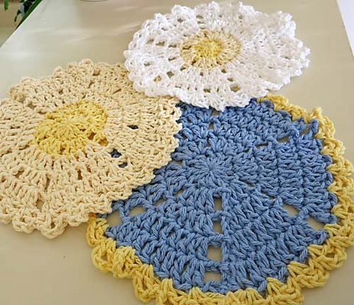 Ravelry: Wedgy-Edgy Dishcloth pattern by Kathy North