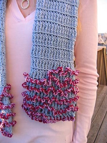 Ravelry: Wacky Fun Tube Scarf pattern by Kathy North