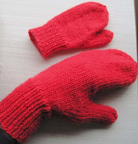 Ravelry: dbkn5's Red Wool Mittens
