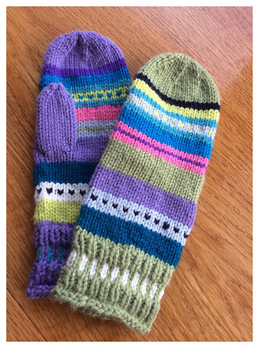 Ravelry: FuNkY KNit miTts pattern by Debbie McFadzen