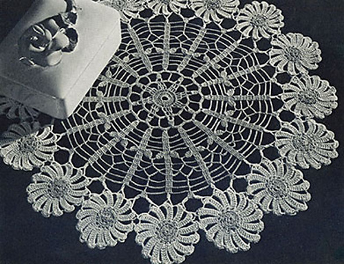 Ravelry: Daisy Ring Doily #12-61 pattern by Royal Society