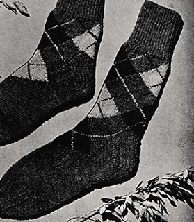 Ravelry: Argyle Men's Socks #129 pattern by Hilde Fuchs