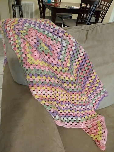 Ravelry: Circus Infinity Granny Square Baby Blanket pattern by Debi Park