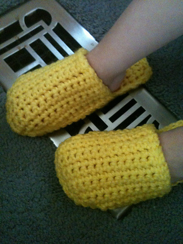 Ravelry: Cutie Scuffs pattern by Hailey Redden