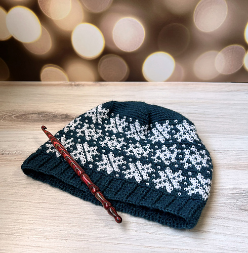 Ravelry: Falling Snowflakes Beanie pattern by Deja Joy