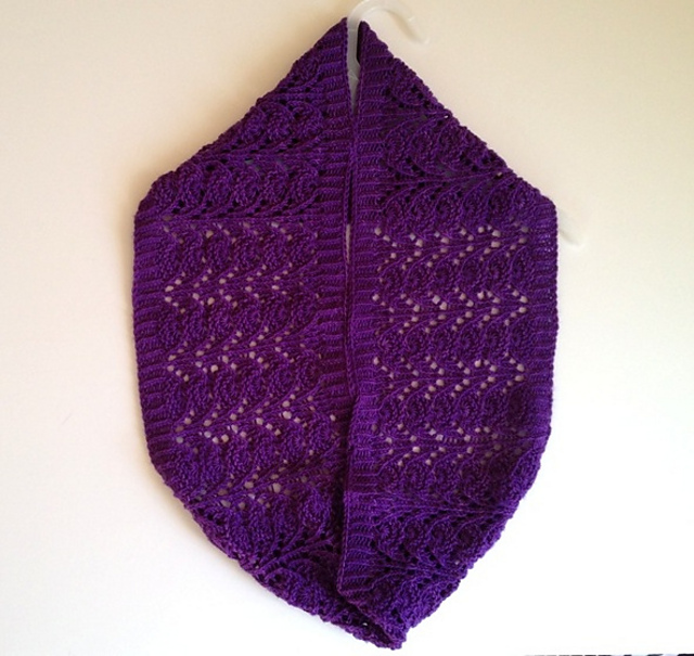 Ravelry: Lace Shell Cowl pattern by Deepika