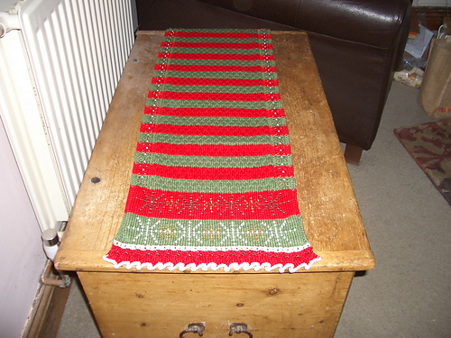 Ravelry: Festive Table Runner pattern by Debbie Abrahams