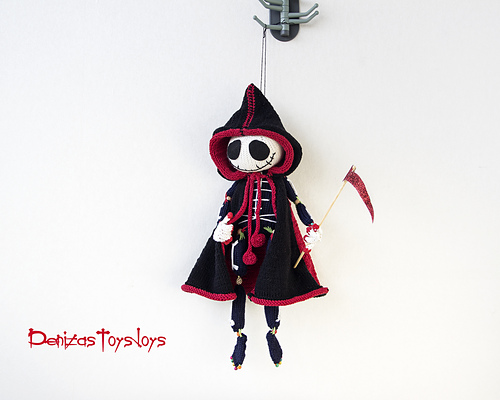 Ravelry: Reaper Doll pattern by Tatyana Korobkova